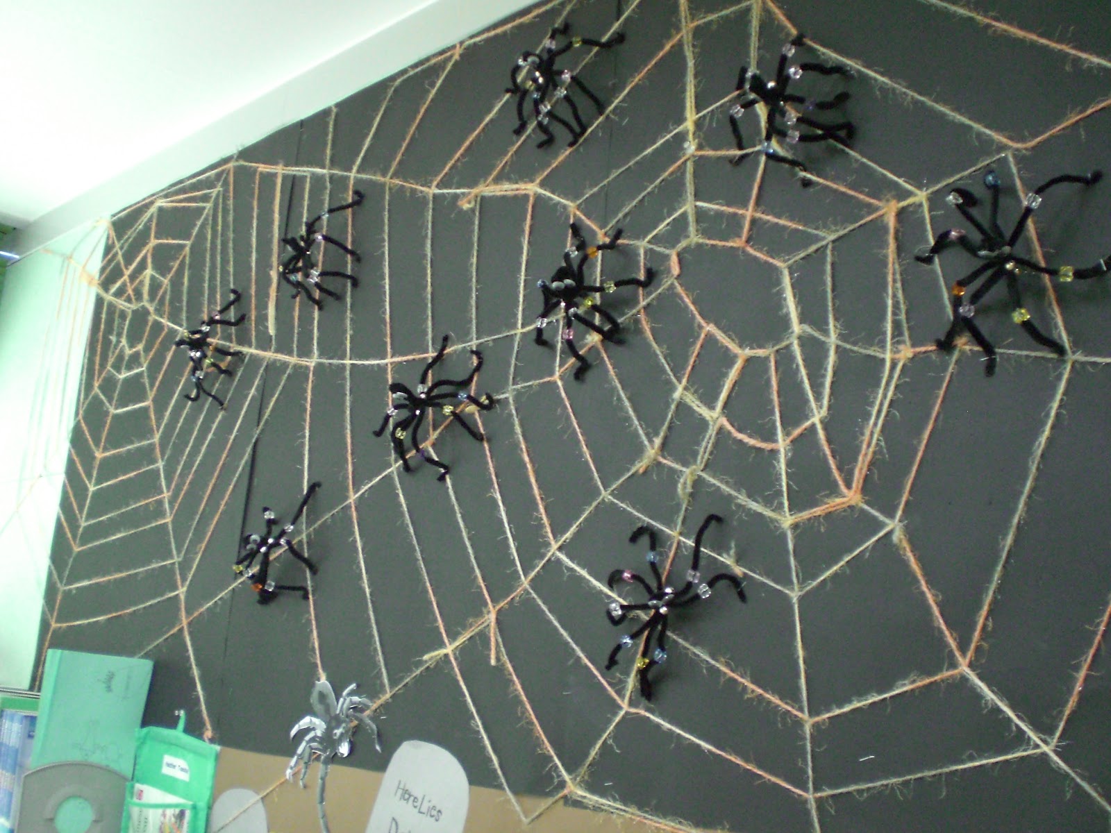 DIY Halloween Classroom Decor | The Mosbys in China