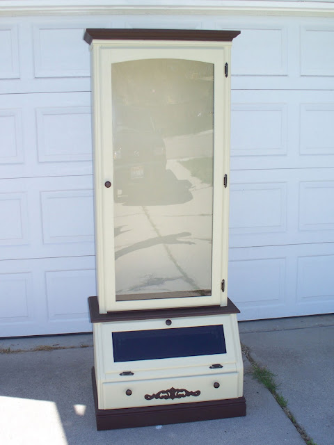 ORU12: Repurposed and Refinished Gun Cabinet