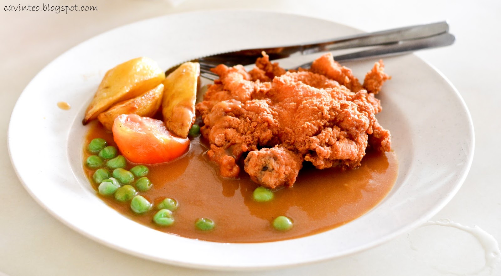 Entree Kibbles: Hua Mui (華美茶餐室) - Traditional Kaya Toast, Coffee and ...