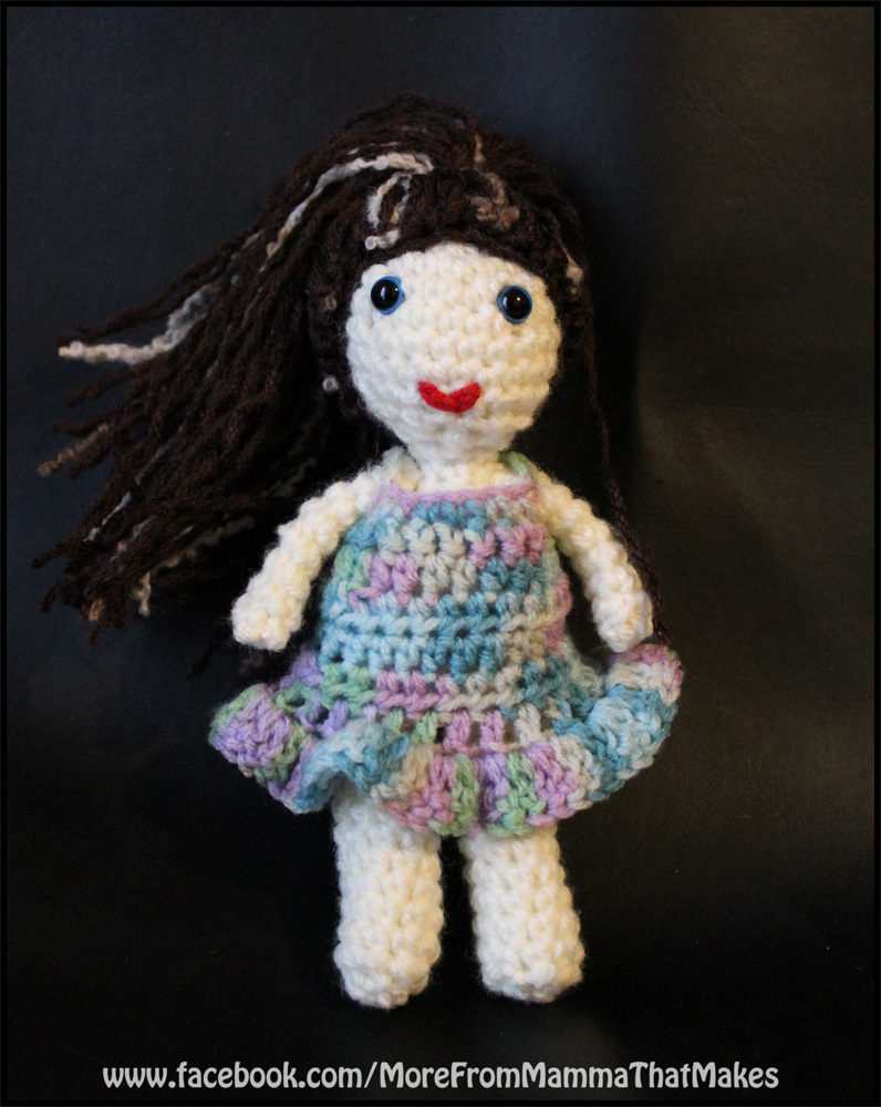 Mamma That Makes: Annie Doll - Free crochet pattern