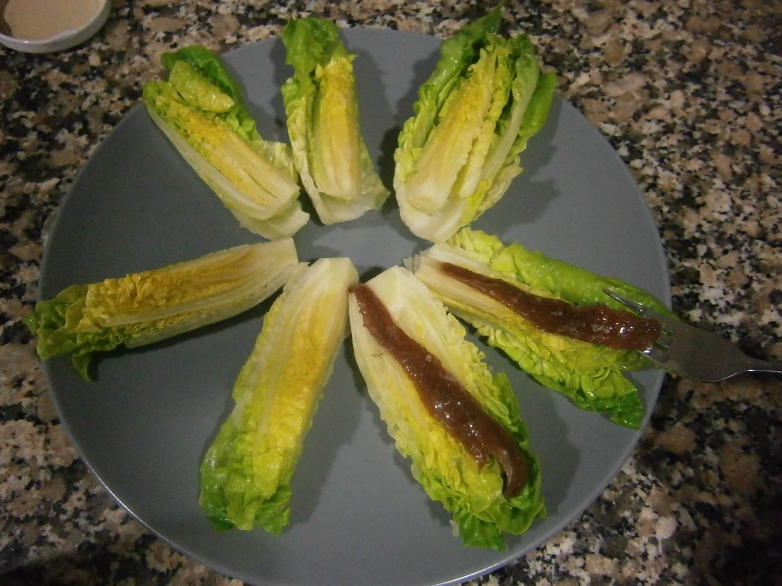 OSUKAA IS COOKING: COGOLLOS DE LECHUGA CON ANCHOAS / LETTUCE HEARTS ...