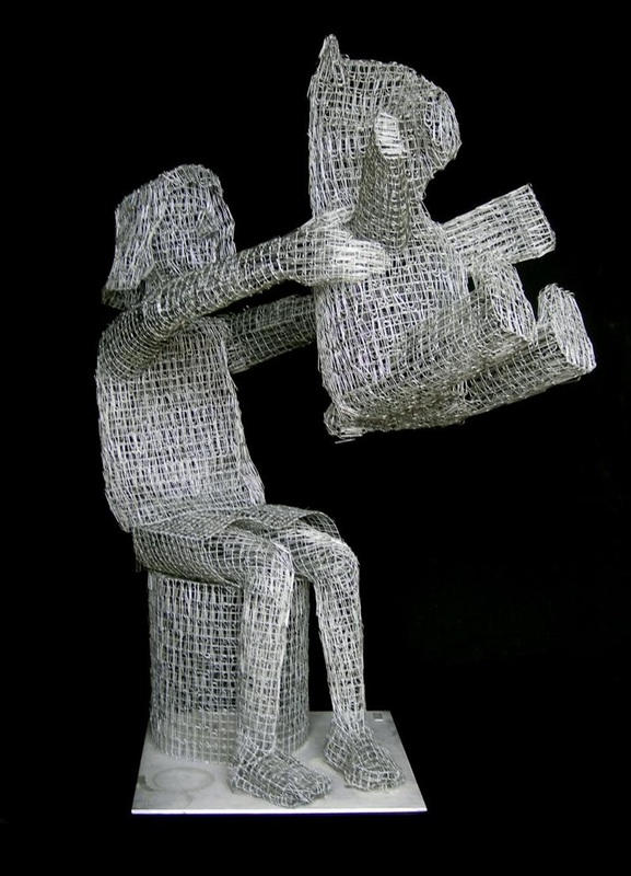 Esculturas hechas con clips por Pietro D' Angelo