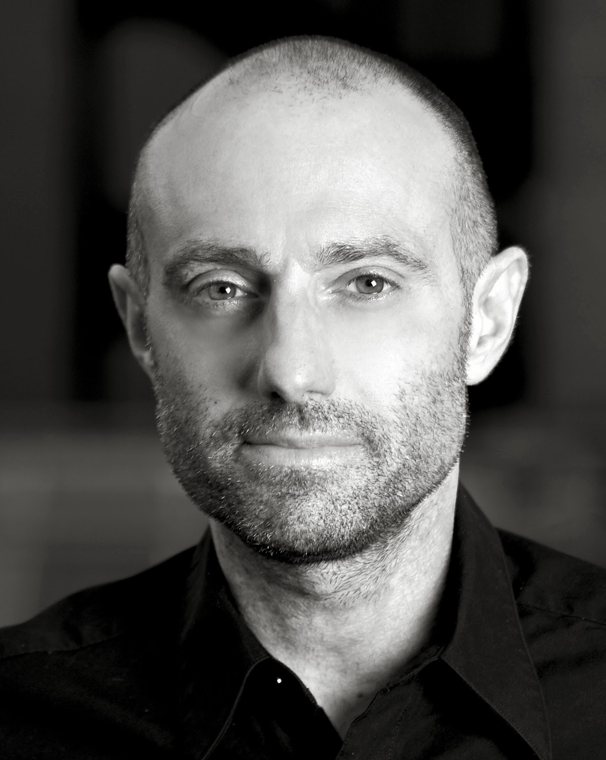 Jonathan Baz Reviews...: John Barr - Self Portrait