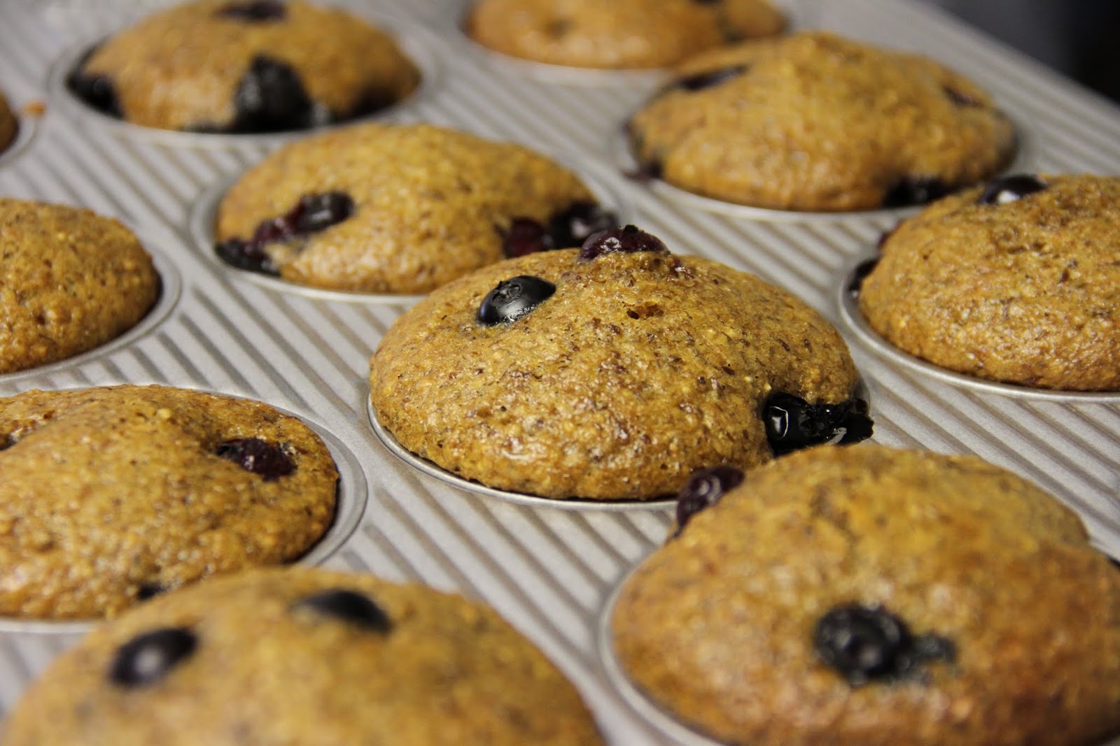 Mennonite Girls Can Cook: Refrigerator Healthy Grain Muffins
