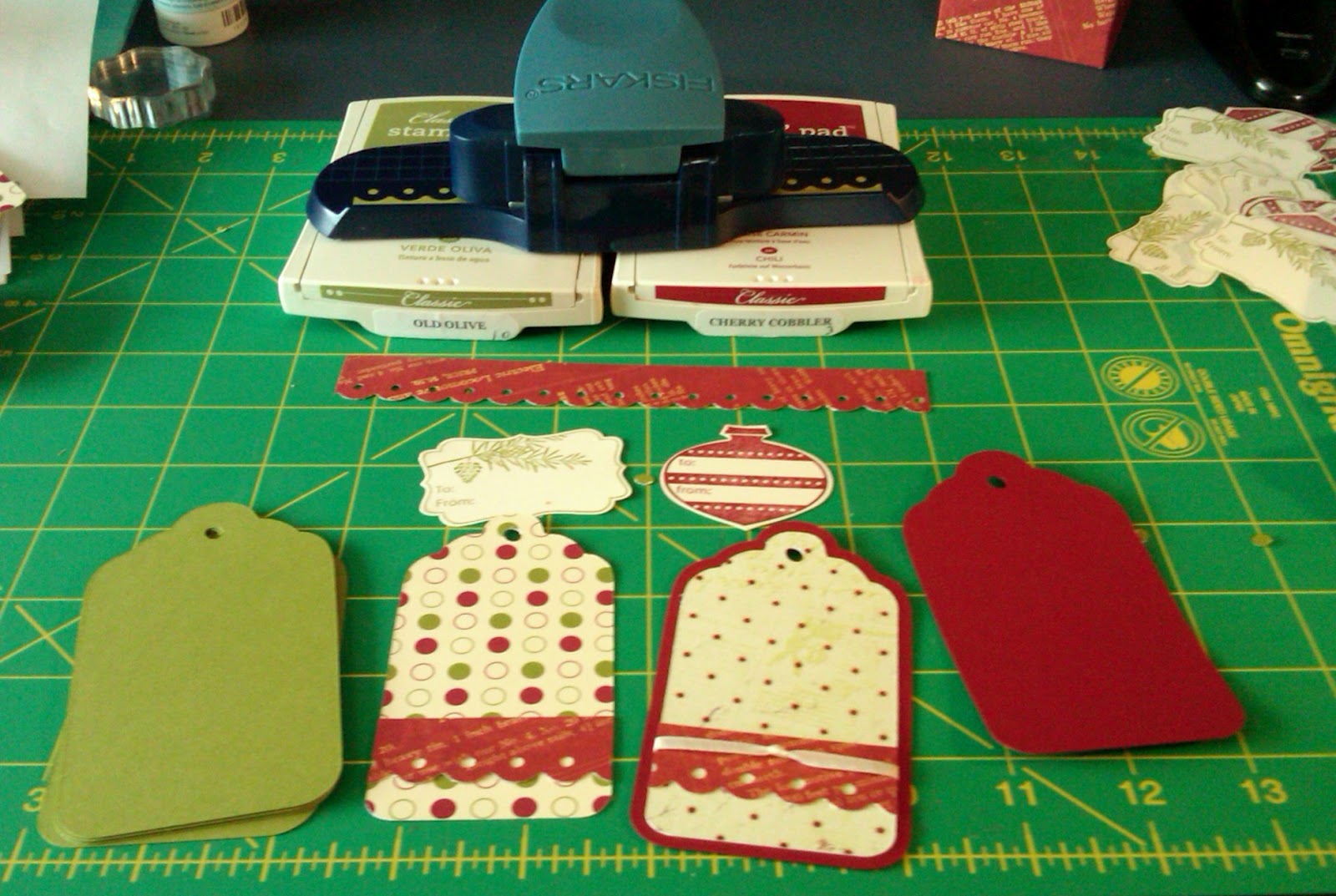 SweetSassyDiva: Gift Tag Box!