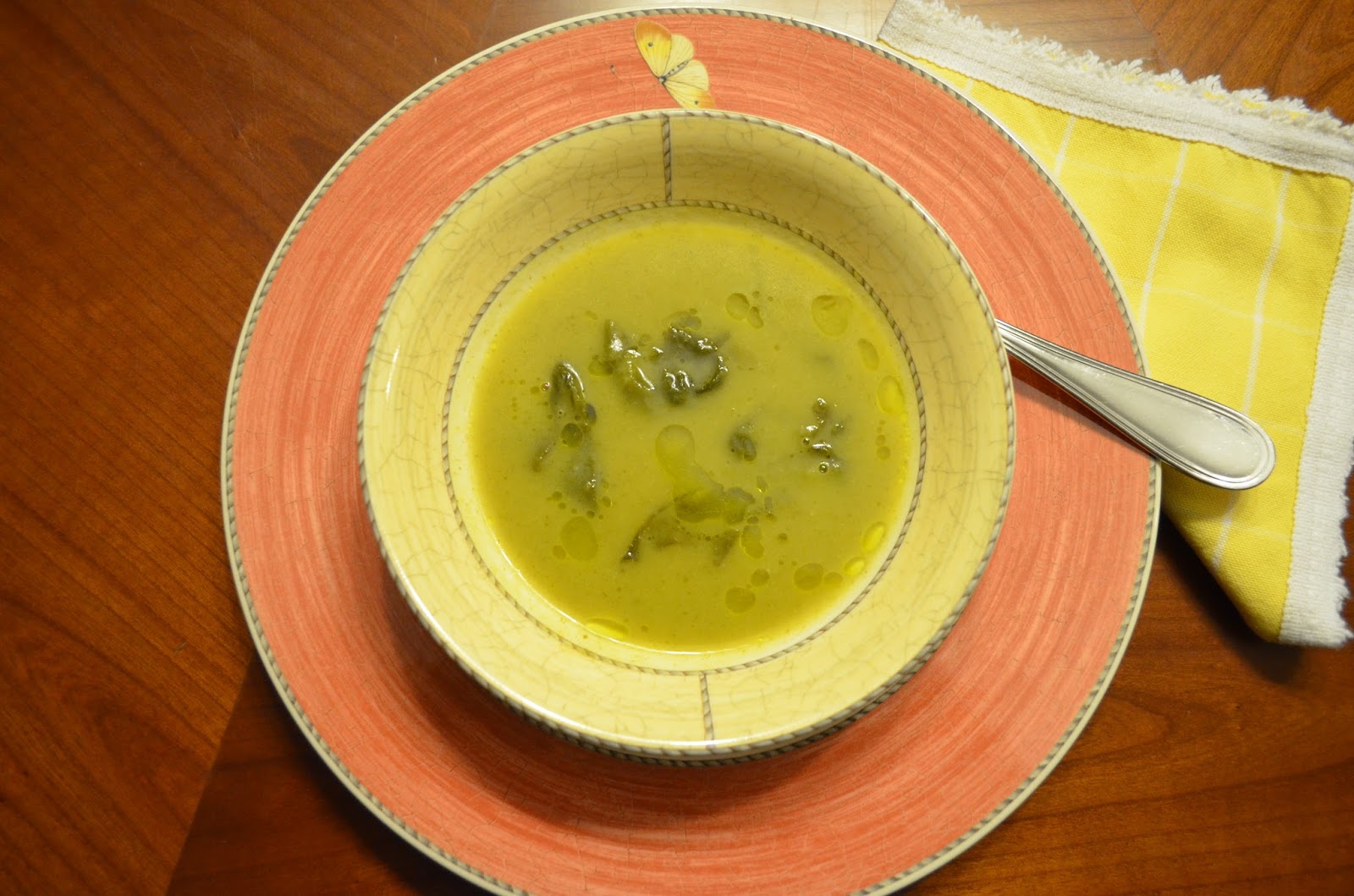 Sopa de nabos e nabiça