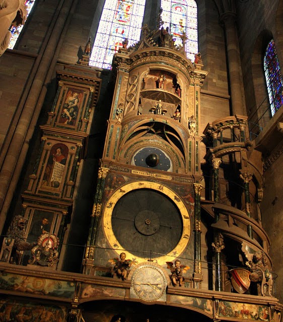 History mystery: Astronomical Clocks | Elixir Of Knowledge