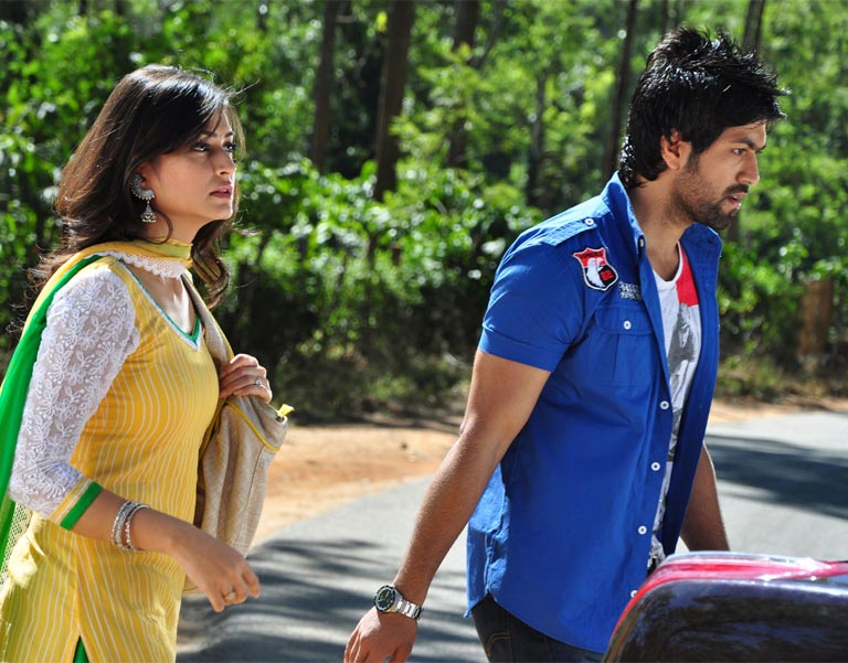 Googly Movie stillsHotstillsupdateHotstillsupdate