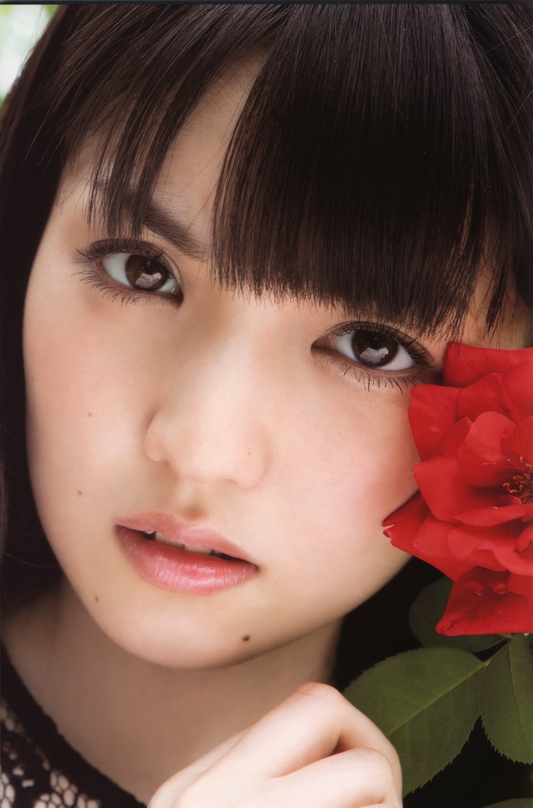 Nao Kanzaki And A Few Friends Sayumi Michishige Blue Rose Photobook Scans 1