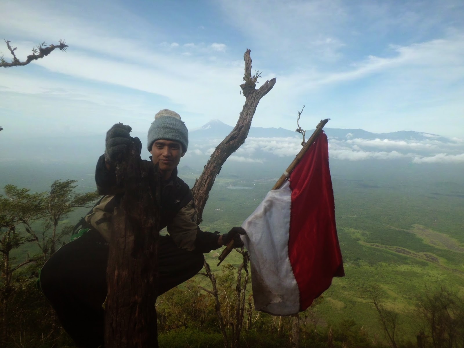 Dark Writer Official Blog: WISATA LUMAJANG : PUNCAK B-29, PUNCAK B-30 ...