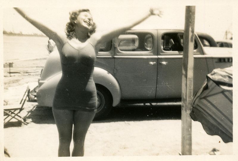 You Make Me Laugh! Here Is a Cool Snap Collection of People Laughing in ...