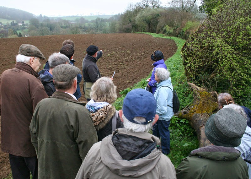 Dorset Diggers Community Archaeology Group: Nether Compton site visit