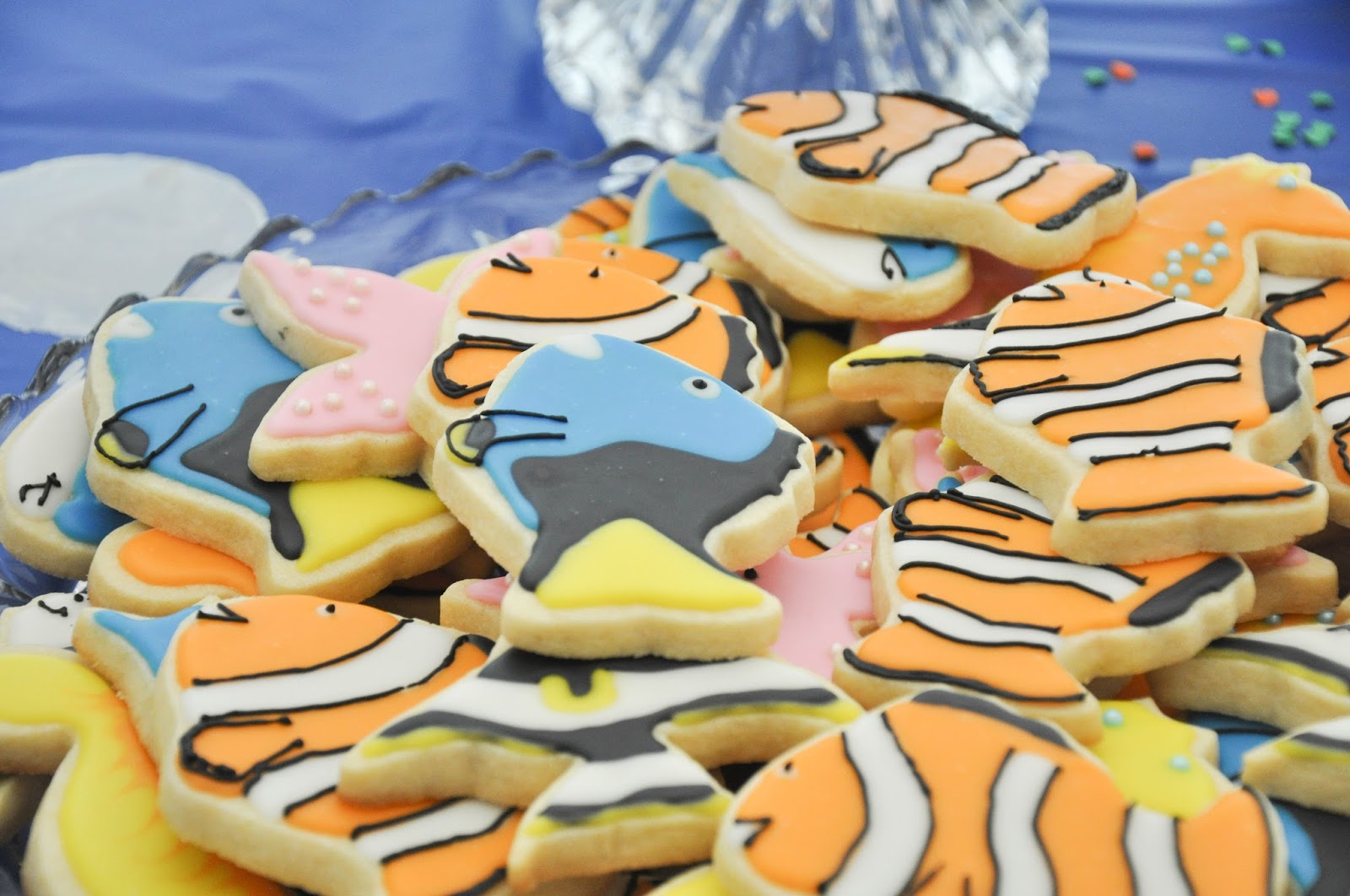 Finding Nemo Smash Cake + Sugar Cookies - TheseLittleLoves gifting