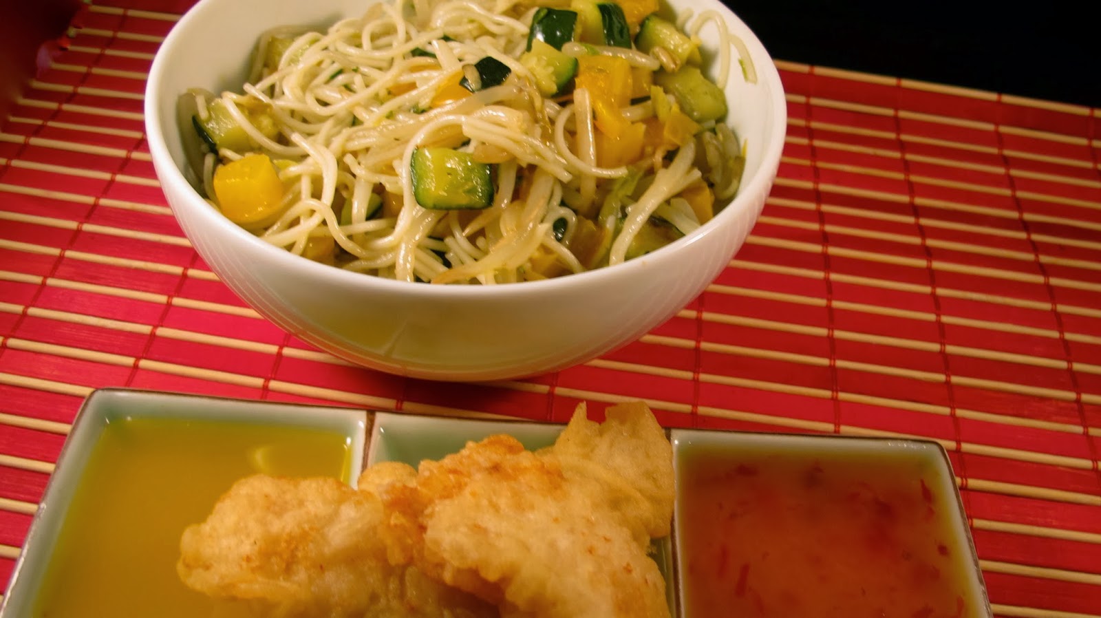 Beignet de poisson,nouilles aux légumes
