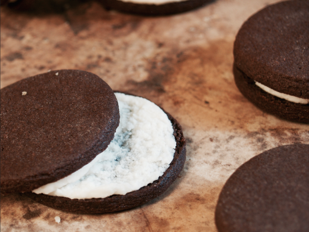Hungry Hungry Highness: Homemade Oreos