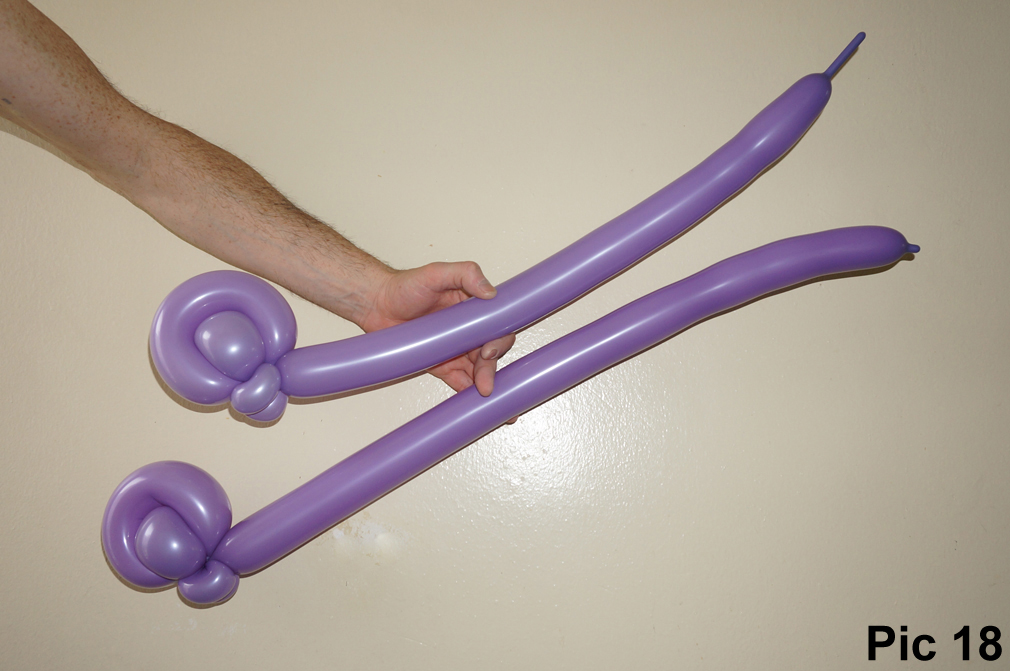 CLASSICAL: Music balloon notes