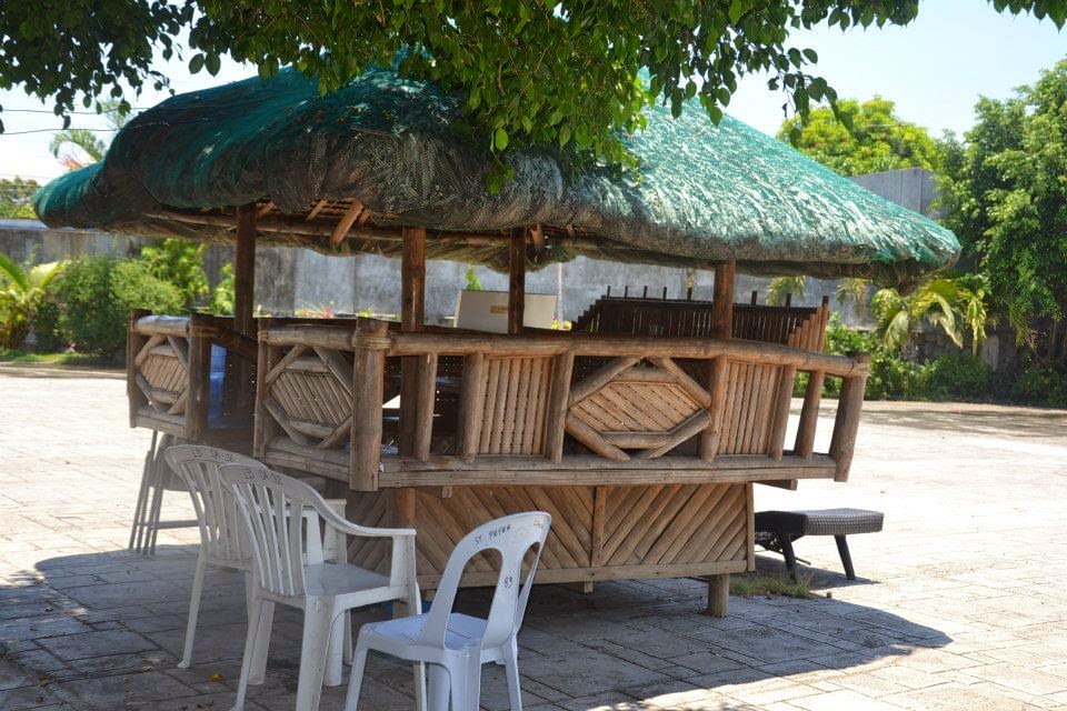 Mom'sHug LIFESTYLE ღ: Little Bridge Pool and Beach Resort.