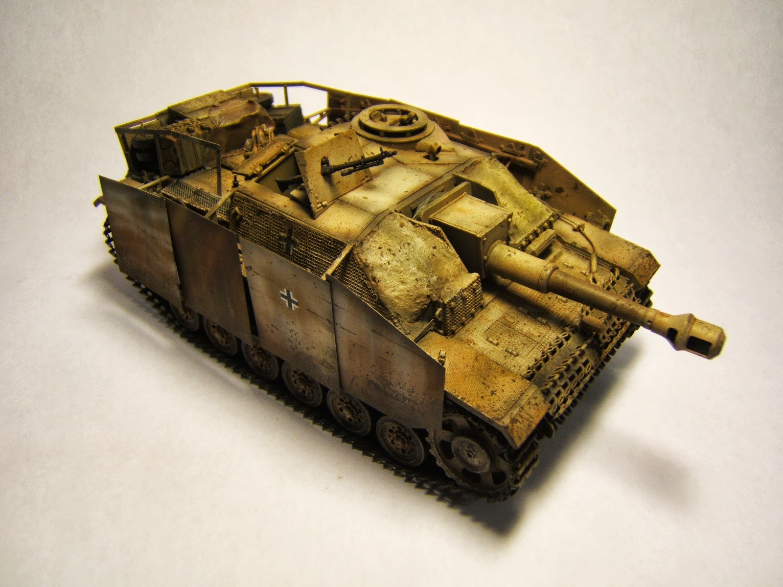 Dave's Tank Workshop : StuH 42 - Ostfront