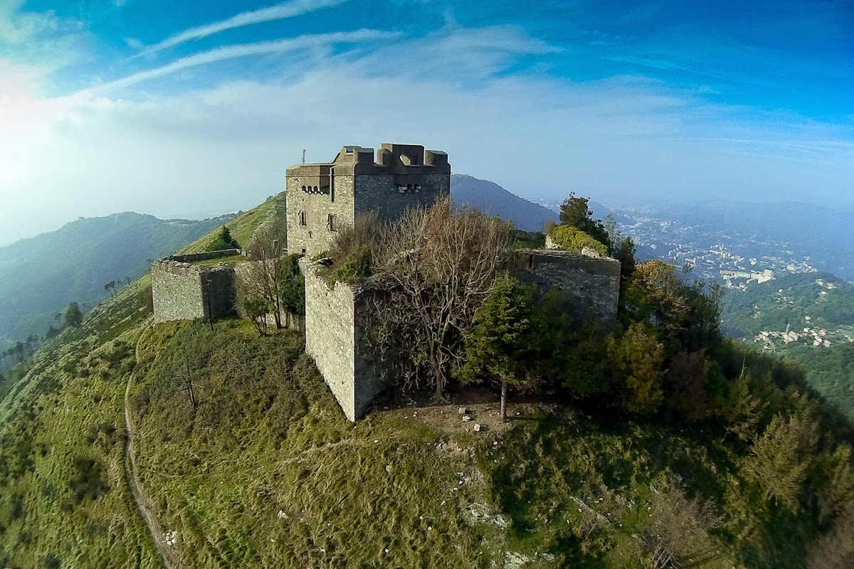 www.paesiabbandonati.it: Forte Puin Genova