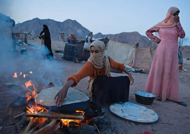 Caixapreta-747: BEDUÍNOS