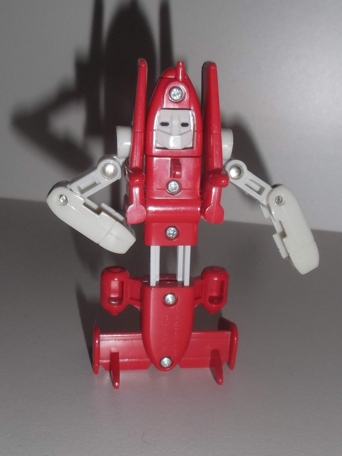 2 Minute Toy Break!: Transformers G1 - Powerglide
