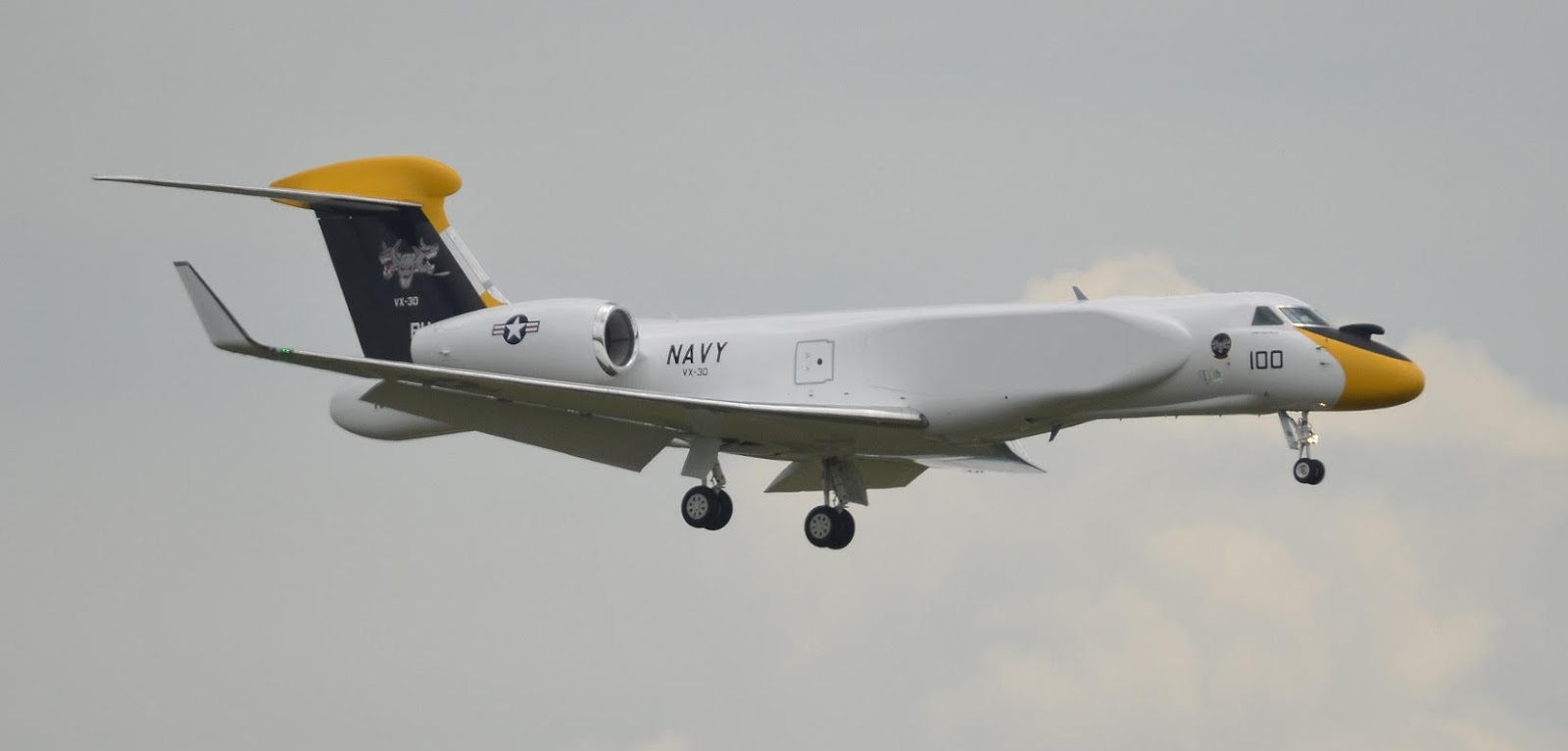 Gulfstreams: US Navy G550 CAEW spotted