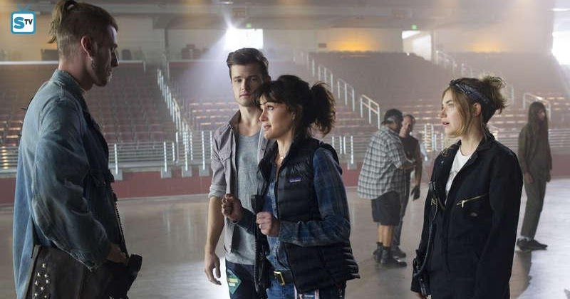 Roadies - Episode 1.05 - Friends and Family - Promo, Sneak Peeks ...