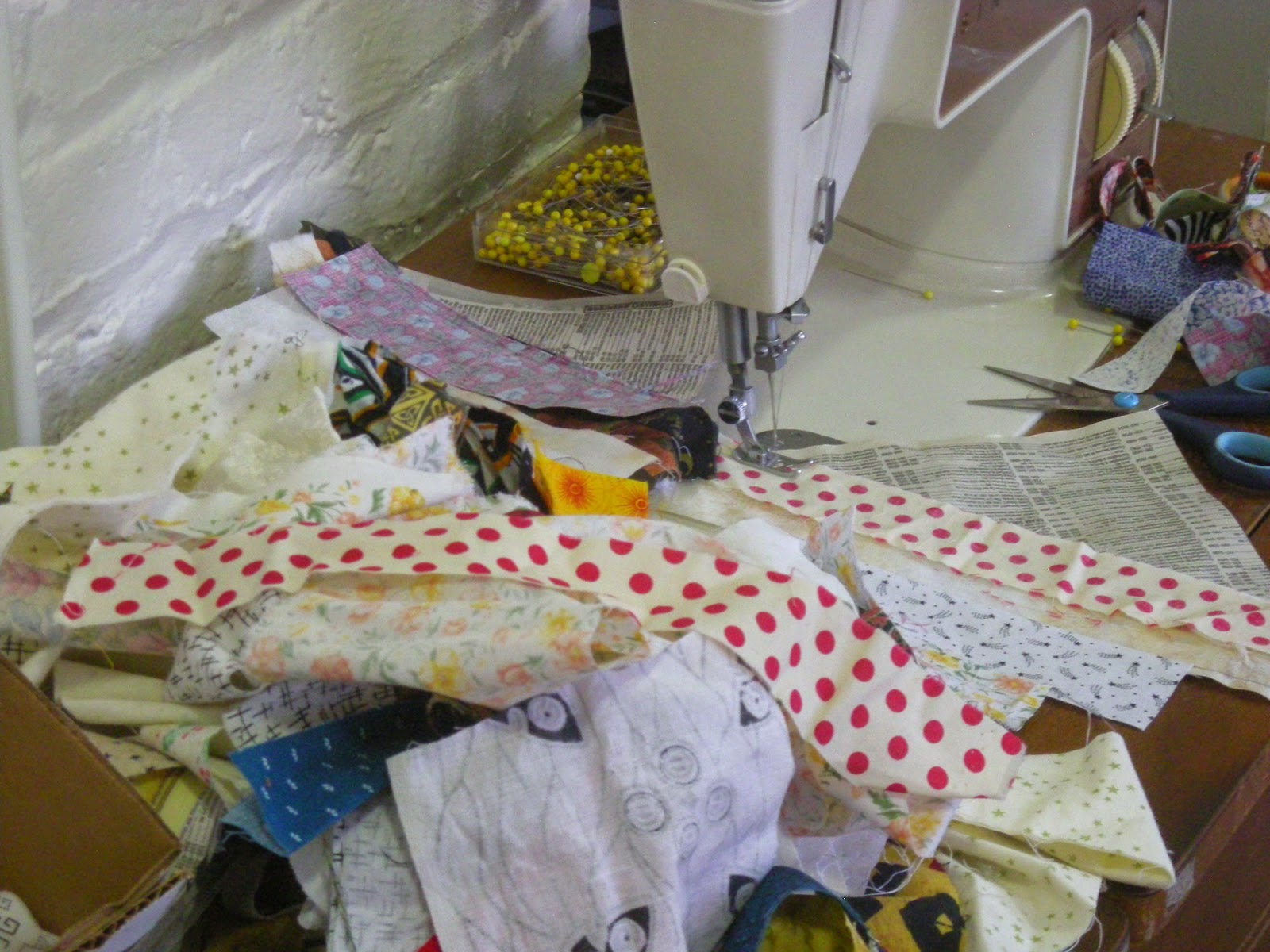 Eat, Sleep, Quilt: Stringing right along