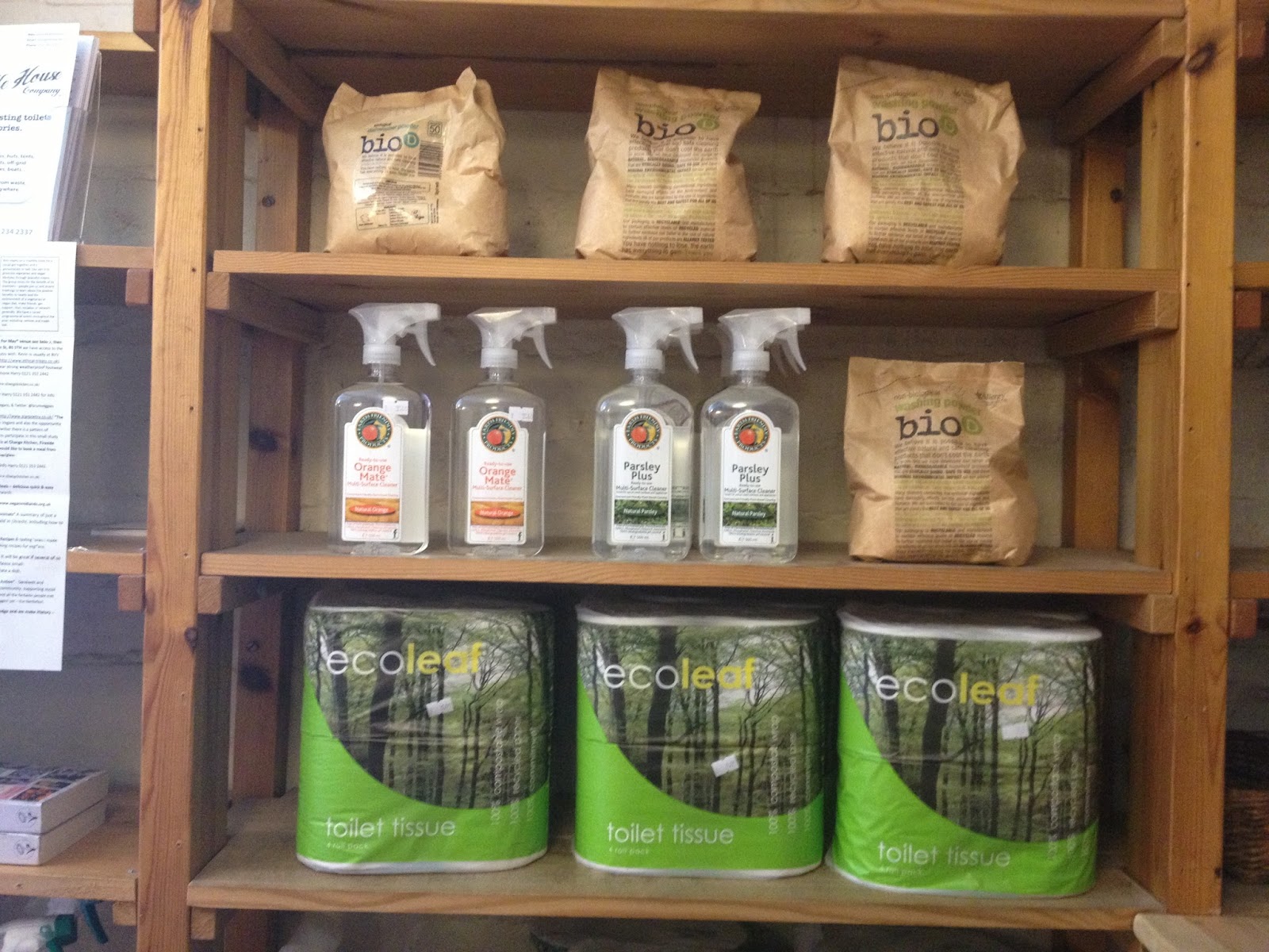 Vegan Vox: Vegan Vox Reviews...The One Earth Shop - Birmingham (Digbeth)