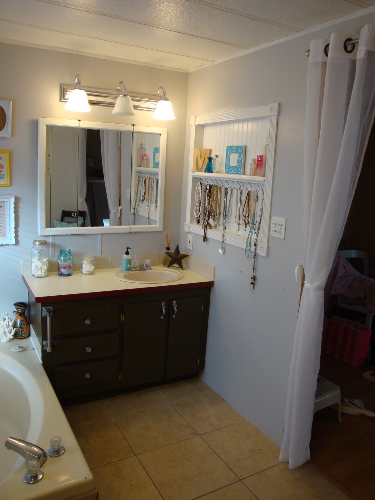 This Messy Business - Bathroom Reveal - DIY Show Off ™ - DIY Decorating ...