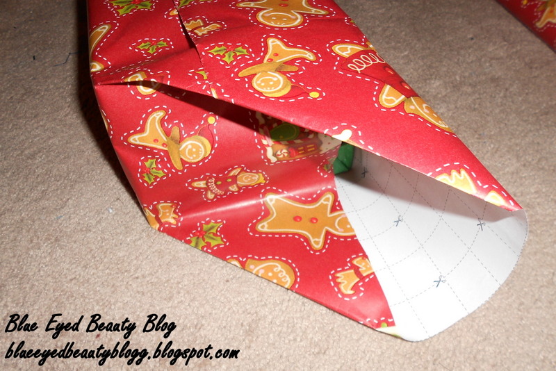 Blue Eyed Beauty Blog: How To: Gift Wrap A Box!