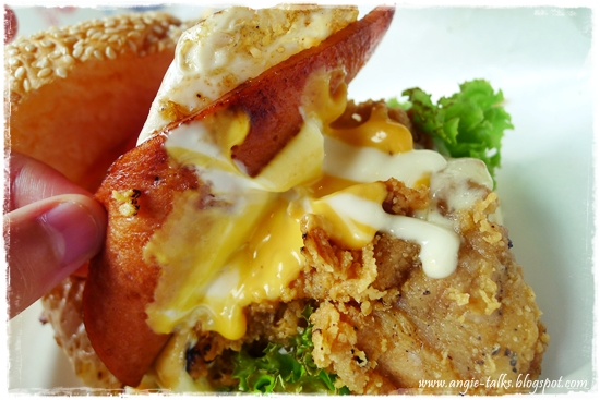 ♥ Angie-Talks ♥: Big Hug Burger @ Subang Square, Ss15