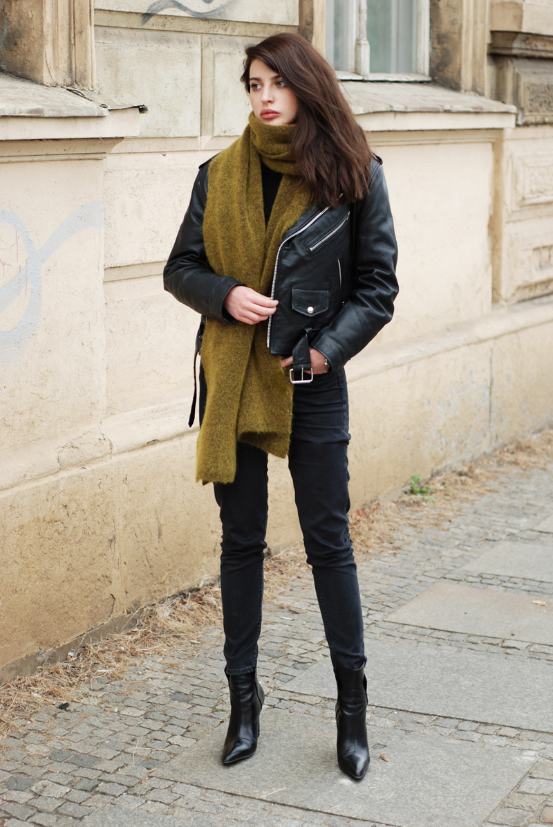 Solar turtleneck, COS jeans, vintage leather jacket, H&M Studio scarf ...