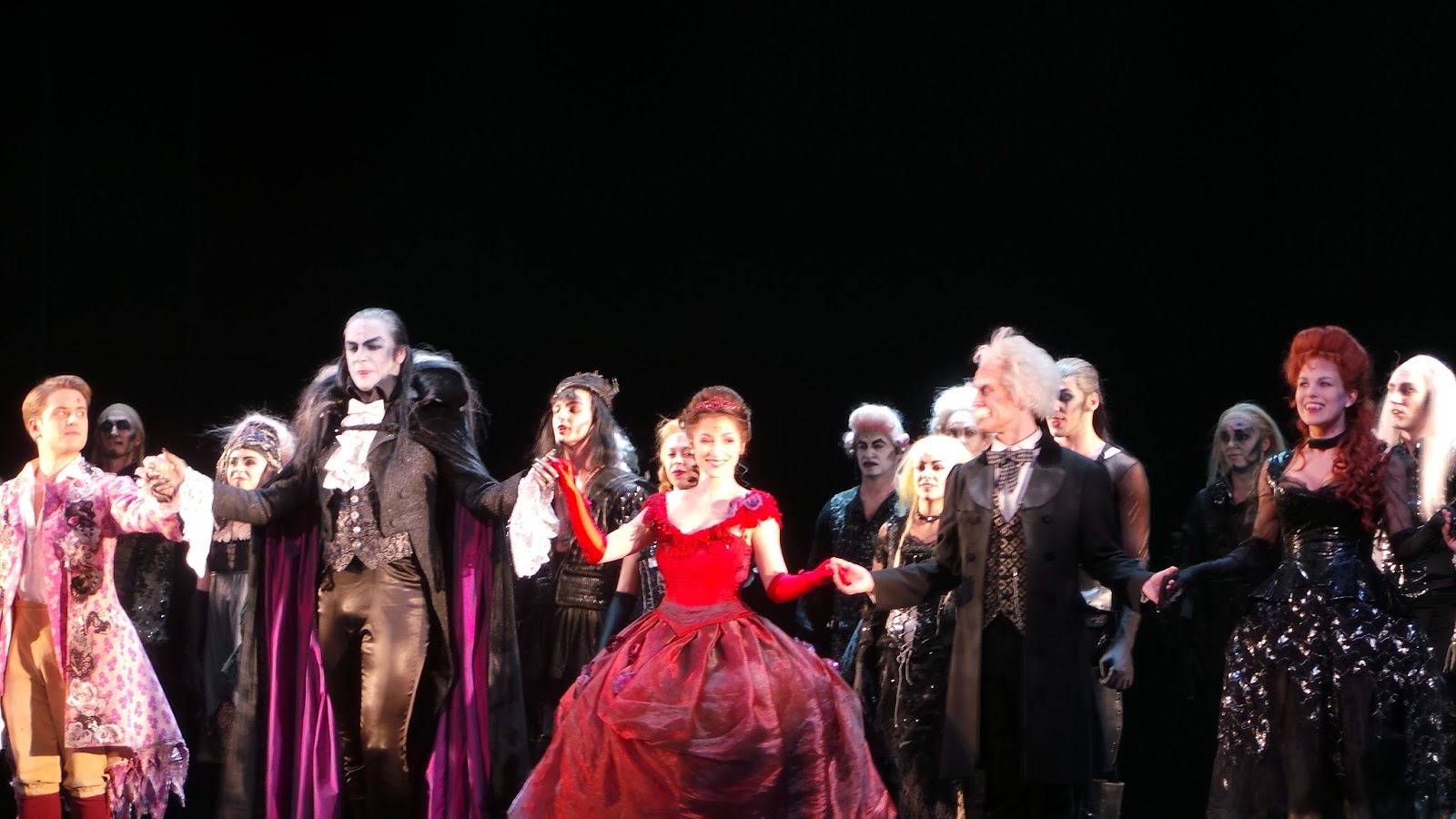 Madame Macabre: El baile de los vampiros: el musical.