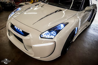 Modifikasi Nissan GT-R R35 dengan Konsep Godzila ~ Info Otomotif