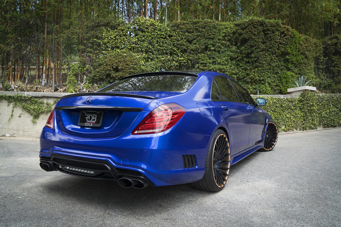 Mercedes-Benz W222 on Forgiato Ventoso Wheels & Black Bison Body Kit ...