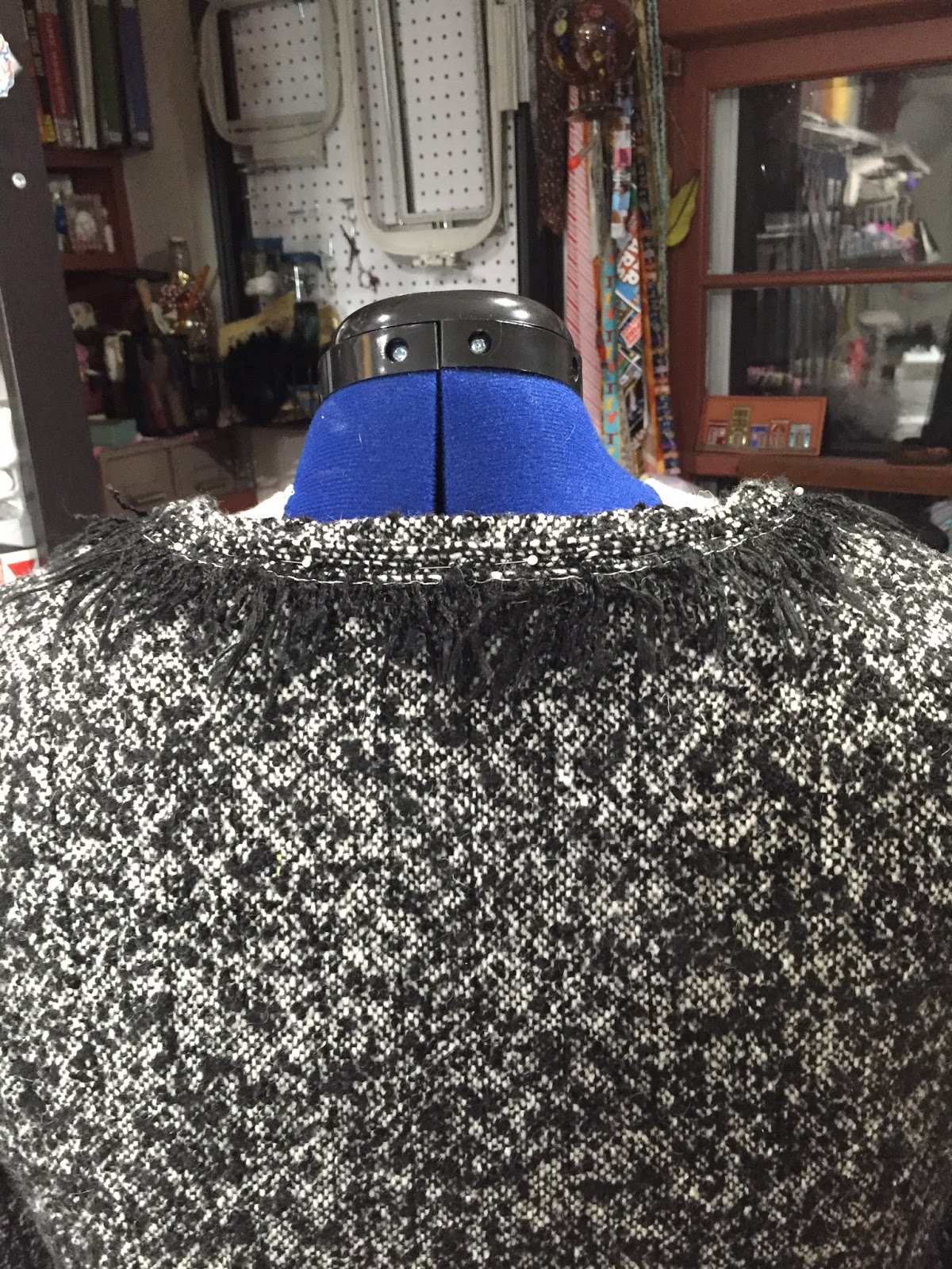 10 sewing machines & a serger: French Jacket: Part Six - The Final Details!