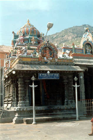 Tamilnadu Tourism: Annamalaiyar Temple – Third Prakaram – Sambanda ...