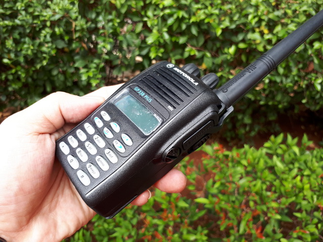 CNC virtual: Jual: HT Motorola GP338 Plus VHF Seken Mulus Fullset IP54 ...