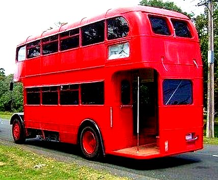 The Flying Tortoise: This Gorgeous Old City Of London Double Decker Bus ...
