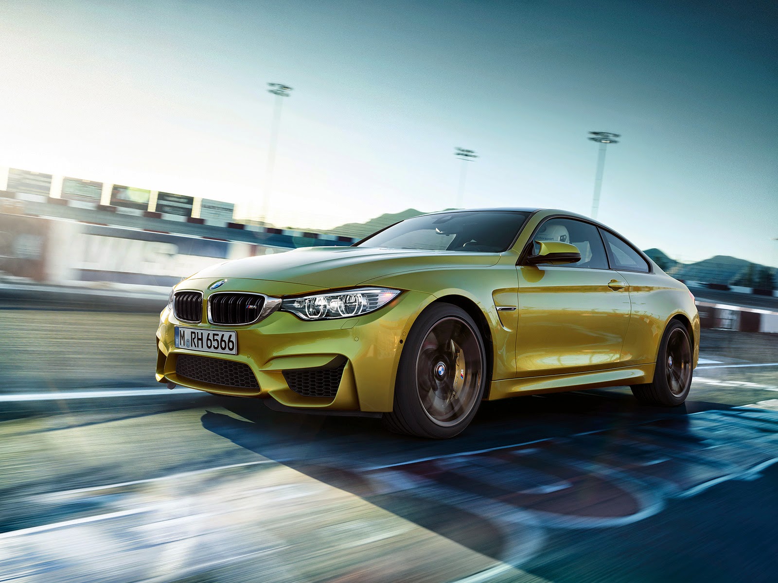 Disappointing BMW M4 Start-up and Rev