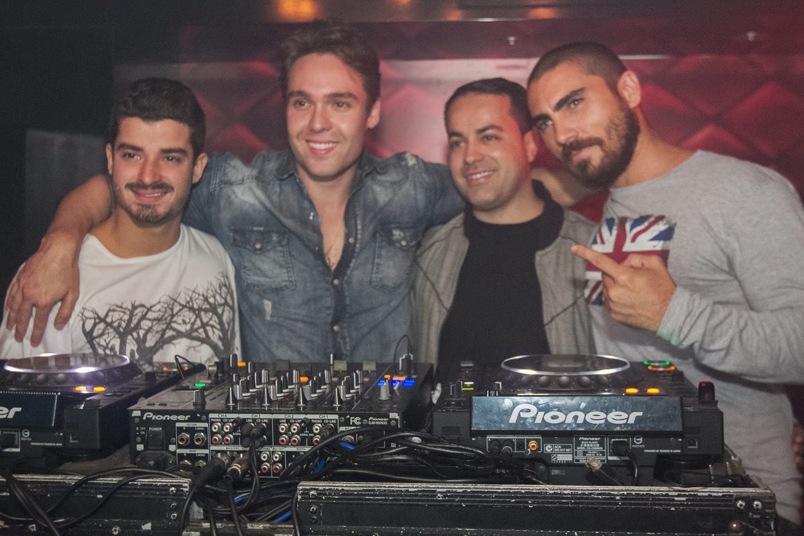 SALVADOR POR STEFANO DIAZ: ANIVERSÁRIO DE VANEZZA MATOS NO CHILL IN