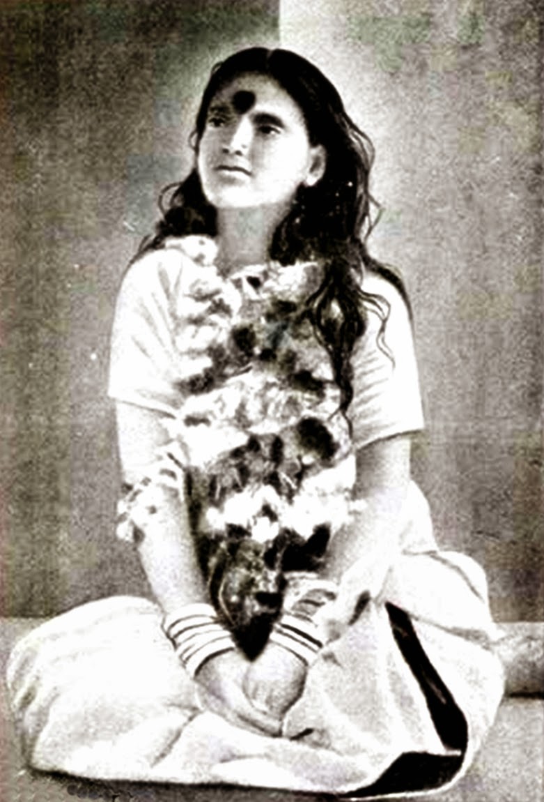 SANTOS DA INDIA: ANANDA MAYI MA