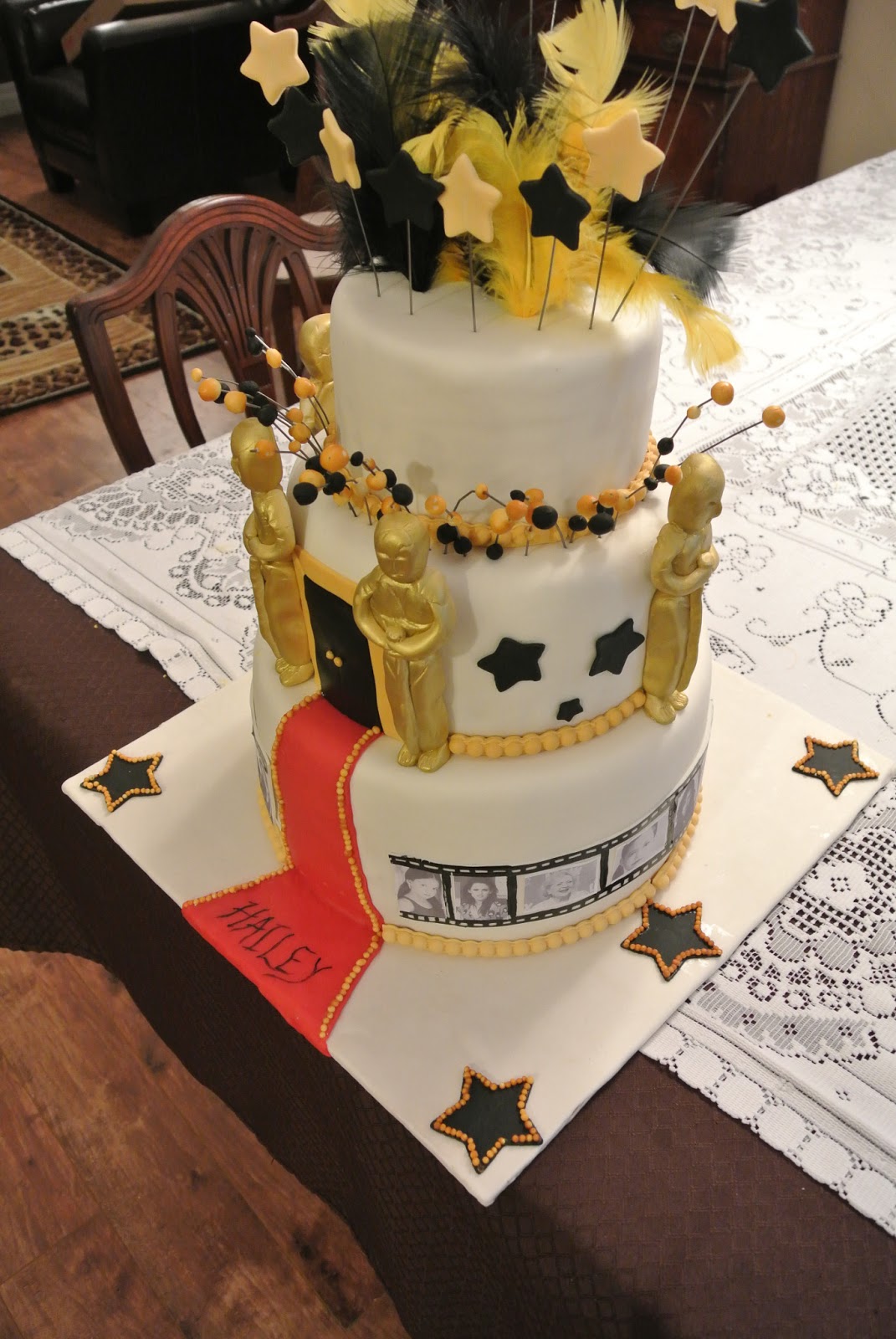 Larry the Cake Guy: Oscar Themed Birthday Cake