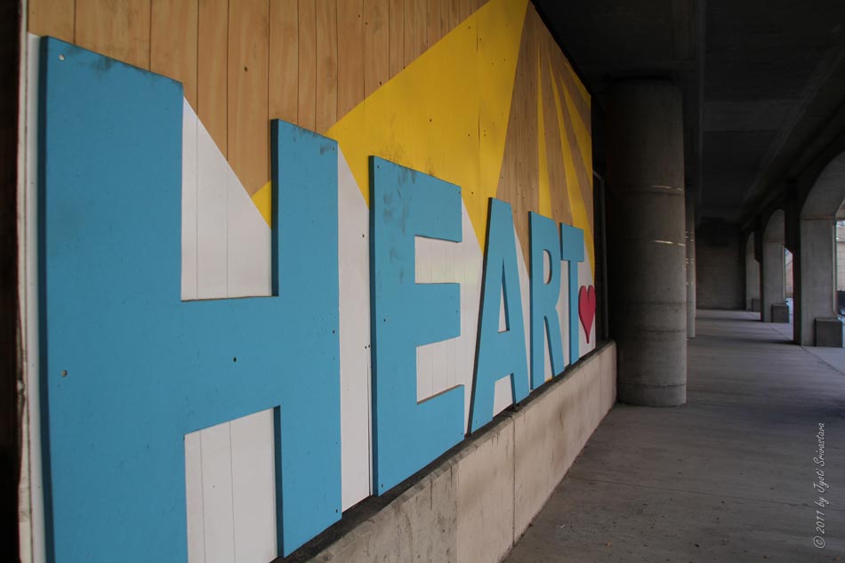 Public Art in Chicago: Chicago Riverwalk [Heart Mural - by Erik DeBat]