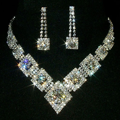 Diamond Jewelry ~ All About 24