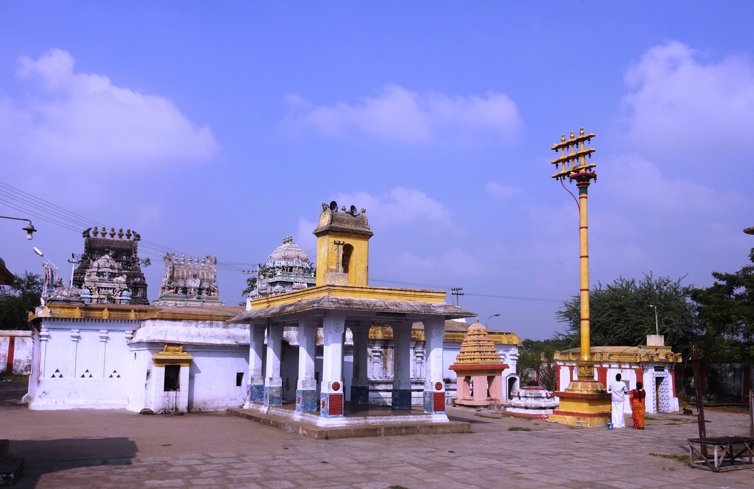 Tamilnadu Tourism: Sampangi Pitchaaleeswarar Temple, Arani, Thiruvallur