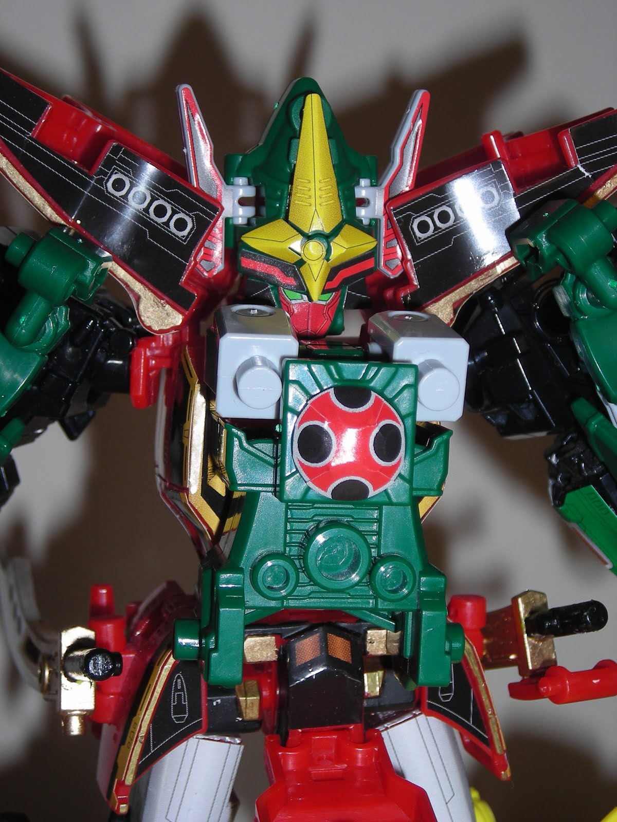 My Shiny Toy Robots: Toybox REVIEW: Kaizoku Sentai Gokaiger mini-pla ...