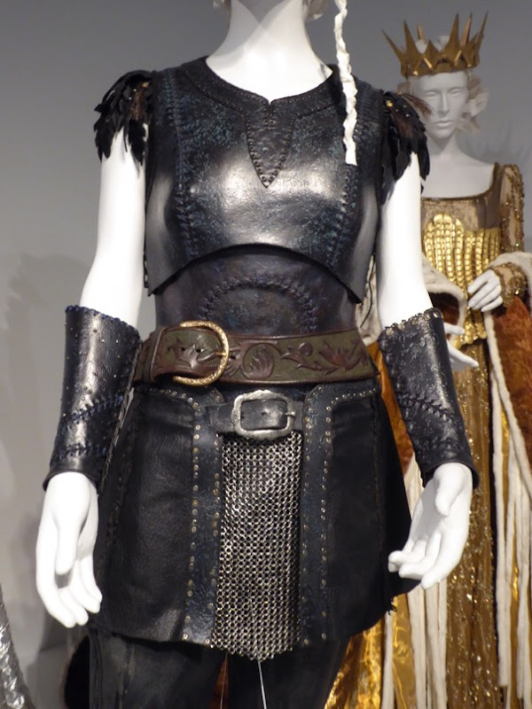 Hollywood Movie Costumes and Props: The Huntsman: Winter's War movie ...
