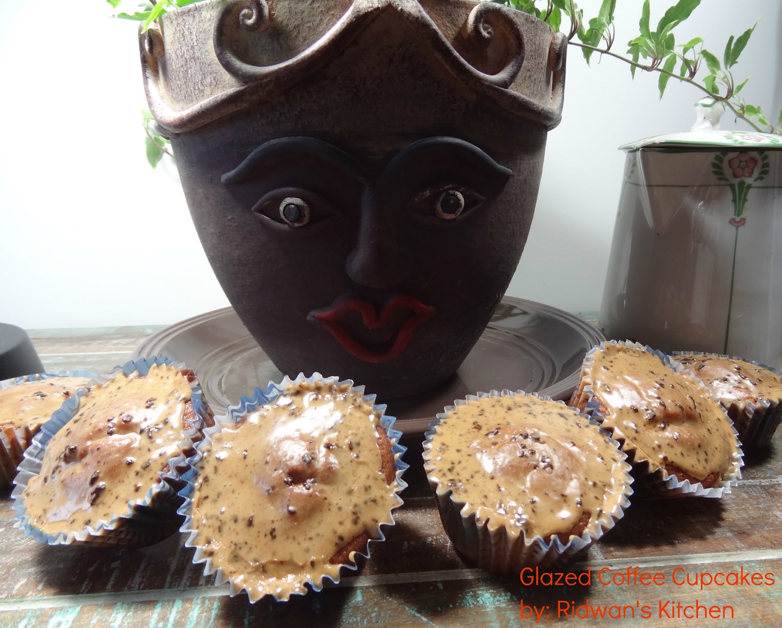 Glazed Coffee Cupcakes